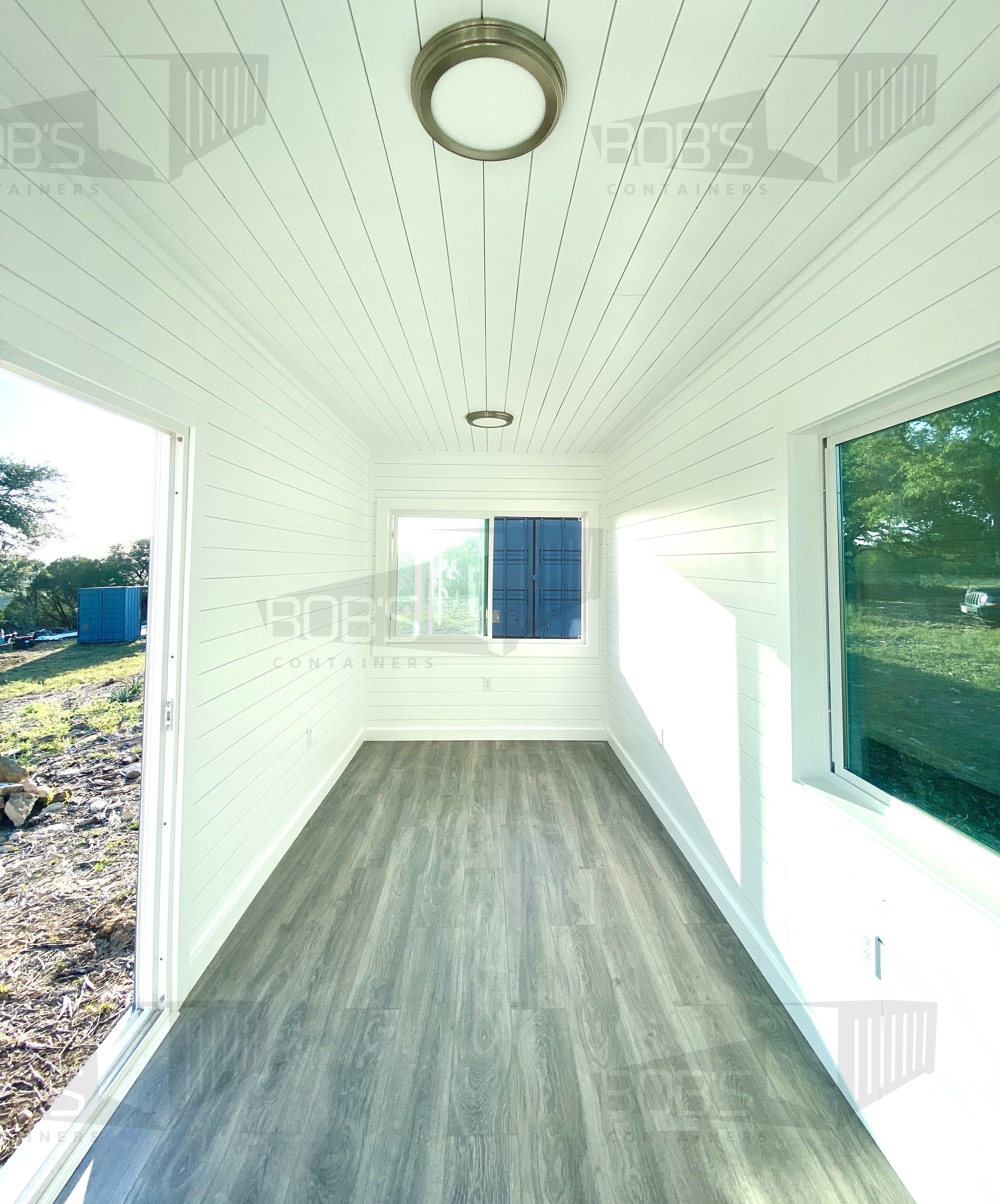 "The Cedar" Model - Buy Shipping Containers in the USA | Complex-containers